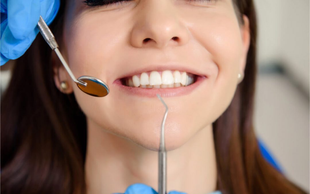 Teeth Scaling at Home: Is it Safe? – Arab Health World